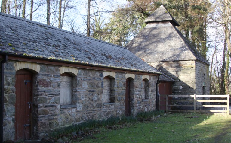 A short history of the Ynysymaengwyn Estate, Ystumanner, including ...